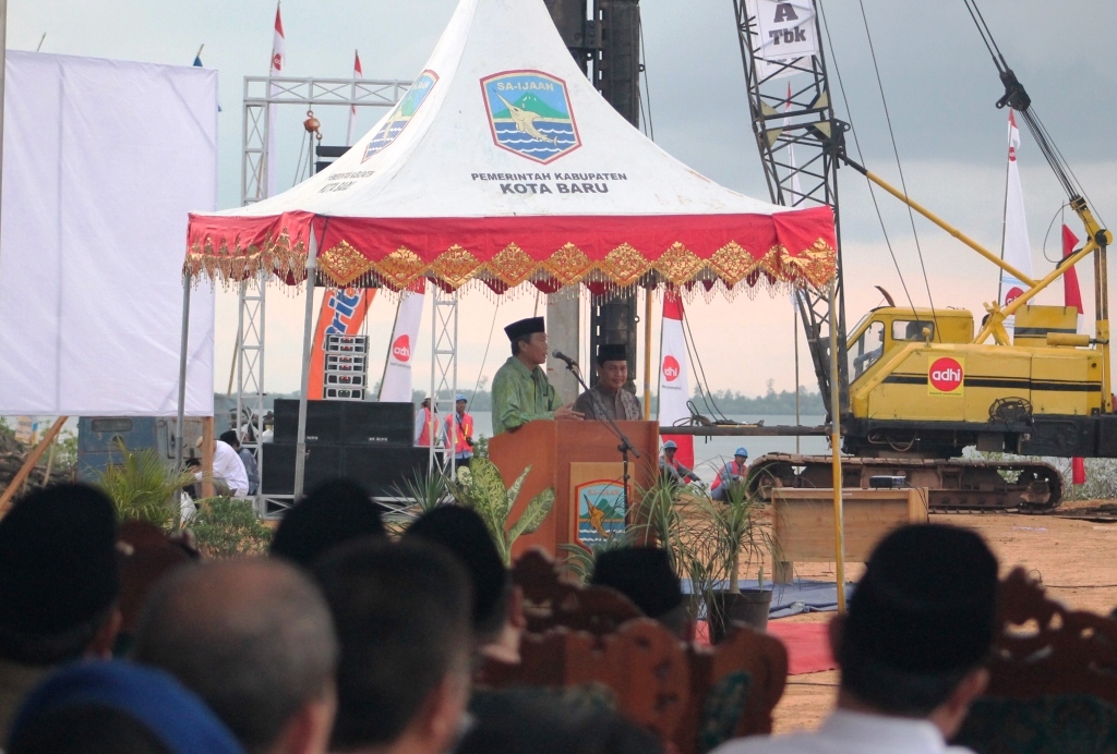 Groundbreaking Pembangunan Jembatan Penghubung Pulau Laut Kotabaru ... Groundbreaking Pembangunan Jembatan Penghubung Pulau Laut Kotabaru ...